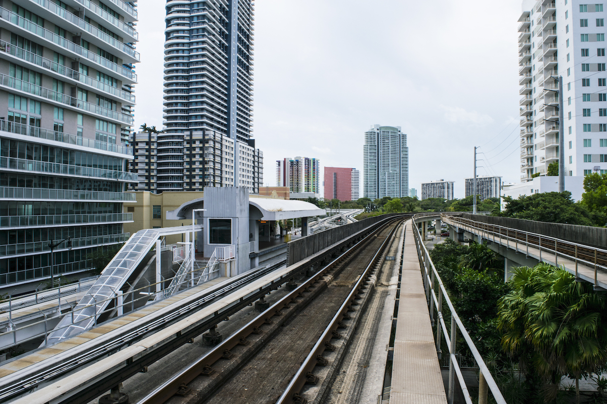 Miami-Dade transit using AI to monitor passengers for social distancing ...